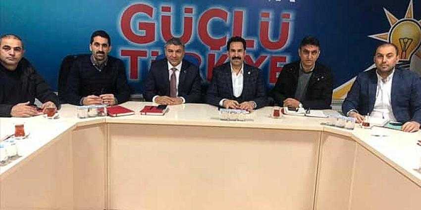 AK PARTİ DİLOVASI'NDAN VEKİLLİ TOPLANTI AK PARTİ DİLOVASI'NDAN VEKİLLİ TOPLANTI